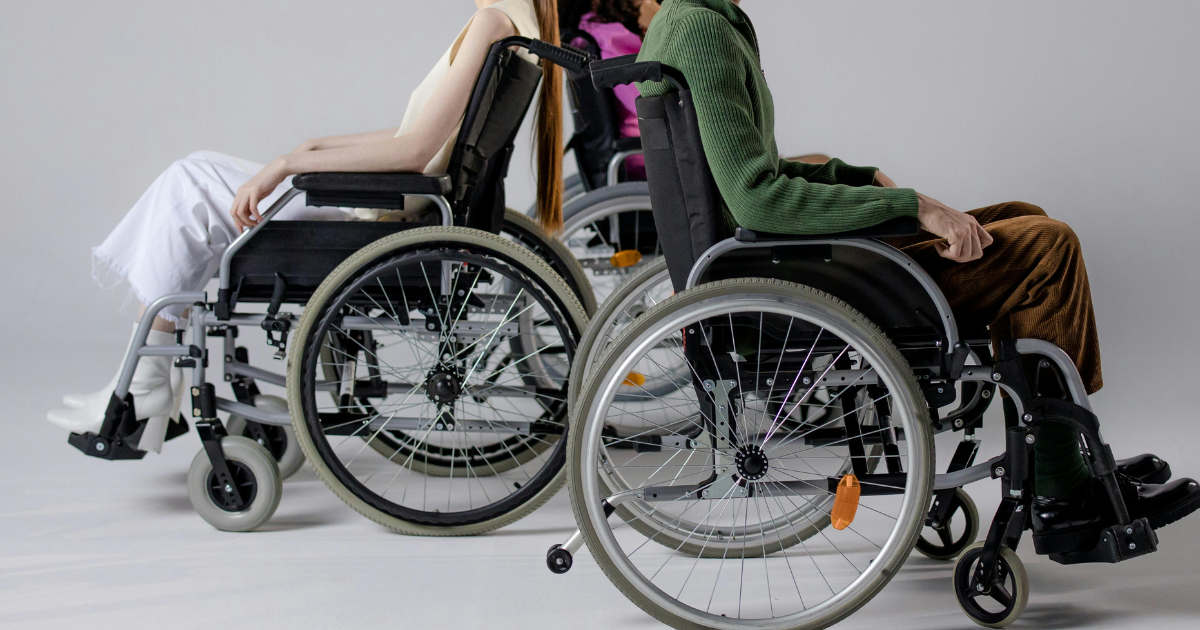 Ayudas para vestir y ropa adaptada - Fundació Catalana d'ELA Miquel Valls